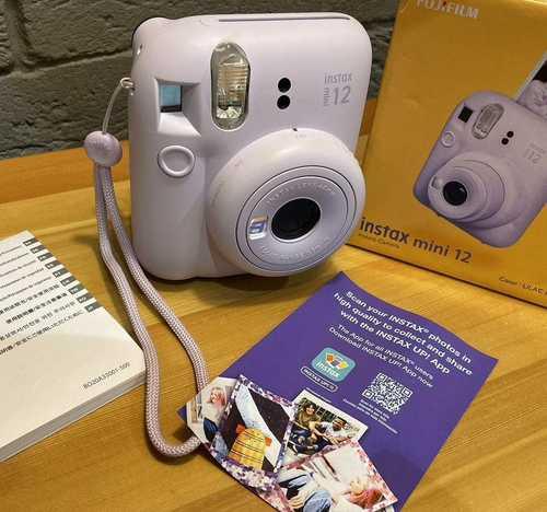 Фотоаппарат Fujifilm Instax Mini 12