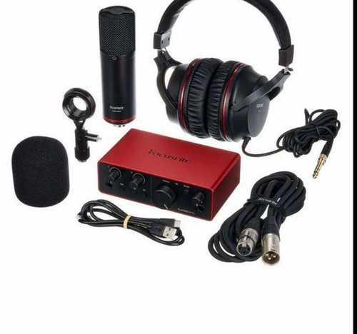 Студийный комплект Focusrite