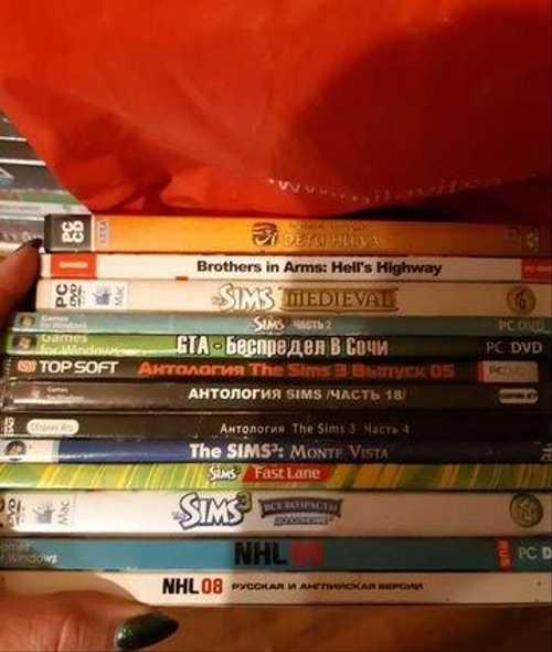 12 дисков игры sims, NHL, GTA комплектом