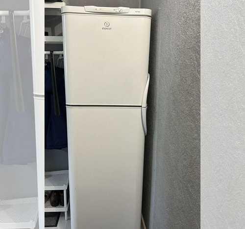 Холодильник indesit no frost