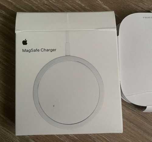 Беспроводная зарядка MagSafe Charger iPhone