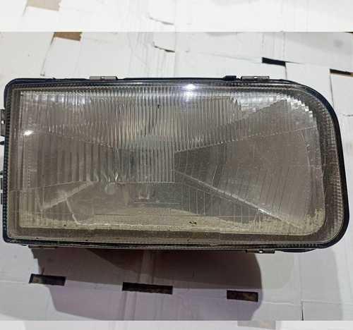 Фара правая Volkswagen Passat B3 1992 357941016
