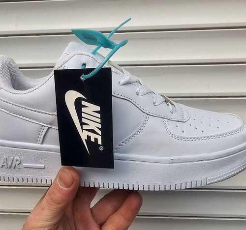 Кроссовки Nike Air Force