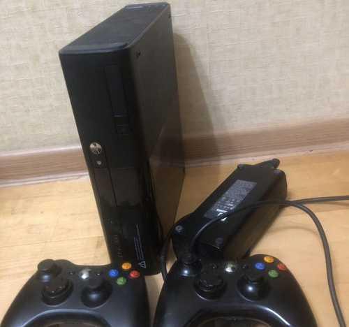 Xbox 360E 500гб