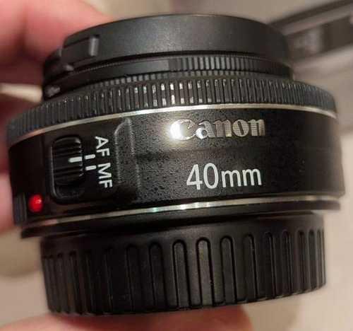 Canon EF 40mm f 2 8 stm