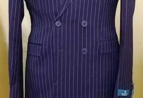 Мужской костюм фиолетовый в полоску Прокат