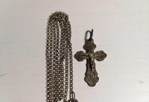 Серебряные крест и цепочка
