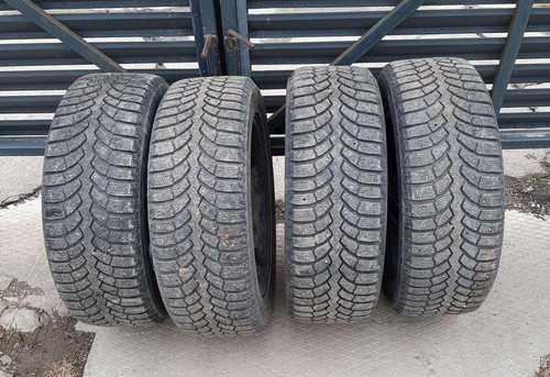 Bridgestone Blizzak Spike-01 225/55 R18 98T