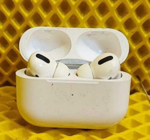 Наушники AirPods Pro