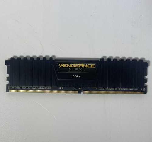 Оперативная память DDR4 Corsair Vengeance 4 GB