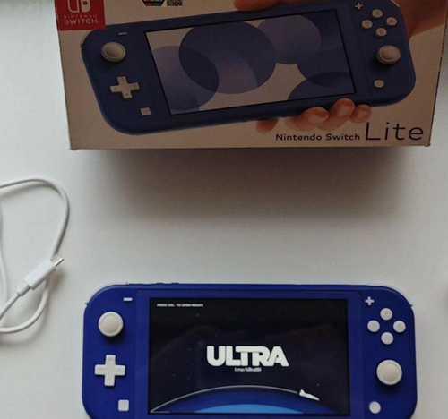 Nintendo Switch Lite, 32 ГБ, Прошитая