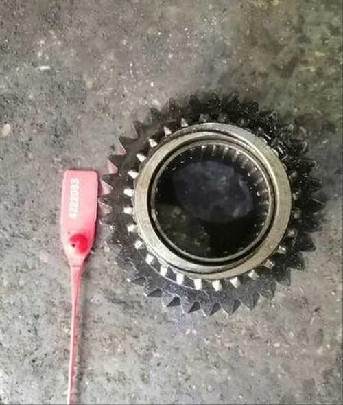 Шестерня кпп B9/18 RVI z32 5000653876