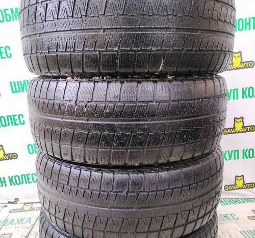 Bridgestone Blizzak Revo GZ 215/55 R17