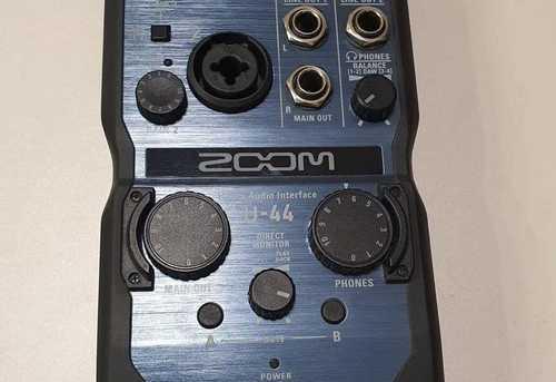 Звуковая карта zoom u-44