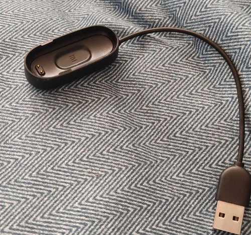 Зарядное устройство для Xiaomi Mi SMART Band 4