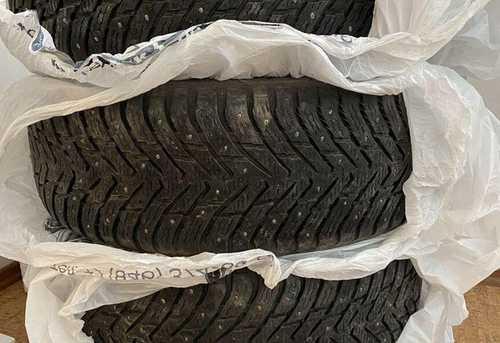 Nokian Tyres Hakkapeliitta 8 SUV 235/60 R18 107