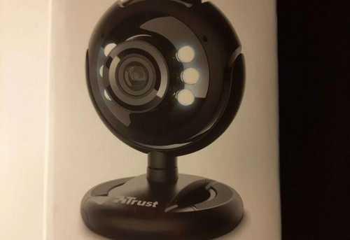 Веб камера Trust SpotLight Pro 16428