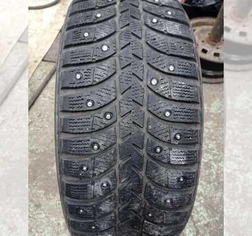 Bridgestone Ice Cruiser 5000 205/55 R16