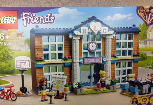 Lego Friends 41682 Школа Хартлейк сити