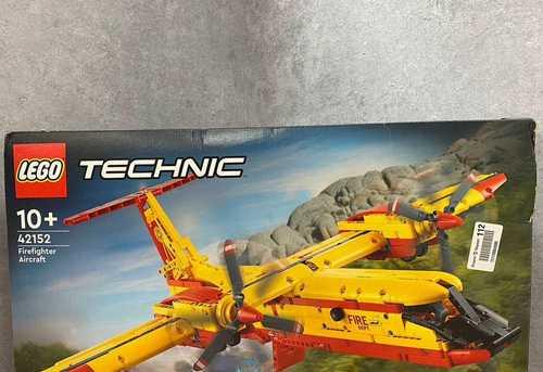 Lego Technic, Firefighting aircraft 42152-u1