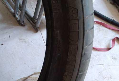 Vredestein Nord-Trac 275/40 R22