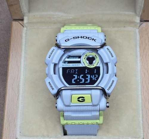 Наручные часы casio g shock gd 400dn
