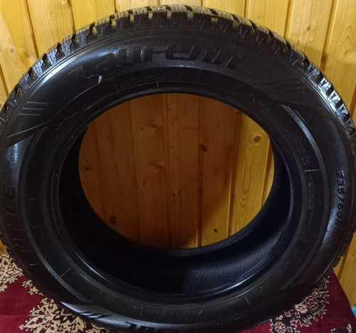 Laufenn I Fit Ice LW 71 235/60 R18