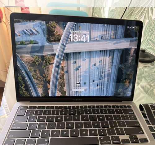 Apple macbook air 13 2020 m1 8gb 256
