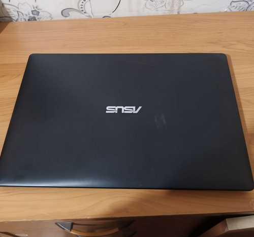 15.6" ASUS X553S, Celeron, RAM 4 ГБ, 640 ГБ, Intel HD Graphics