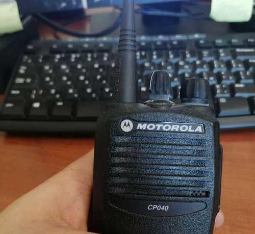 Рация Motorola cp040