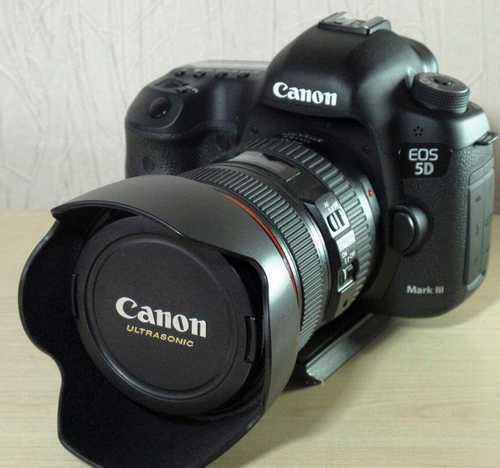 Фотоаппарат Canon EOS 5D Mark III body