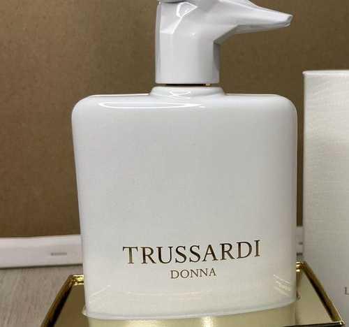 Парфюм Trussardi Donna Levriero Limited Edition