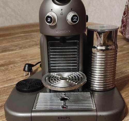 Кофемашина капсульная Krups XN 8105 Nespresso