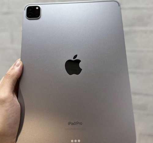 iPad Pro 11 M2 256gb с чеком - акб 100