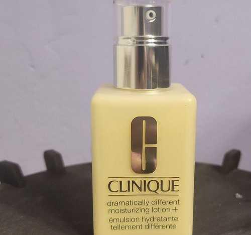 Clinique Уникальное увложняющее средство