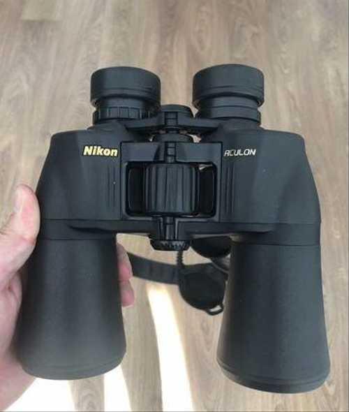 Бинокль Nikon Aculon A211 16x50