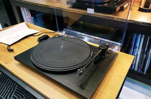 Виниловый проигрыватель pro-ject essential