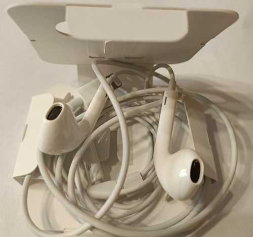 Наушники apple earpods lightning