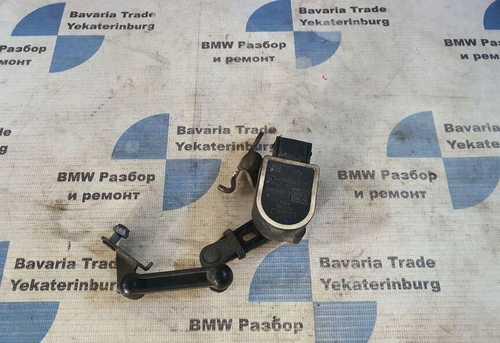 Датчик дорожного просвета передний BMW F10