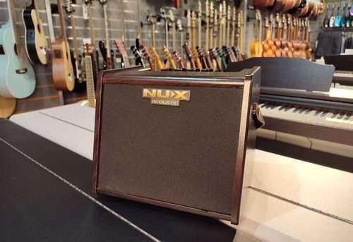 NUX AC-25 - комбоусилитель для акустической гитары