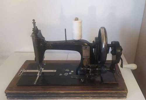 Швейная машинка Fabric marke, антиквариат