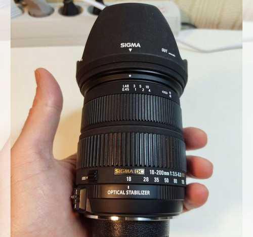 Объектив sigma 18-200 DC OS HSM