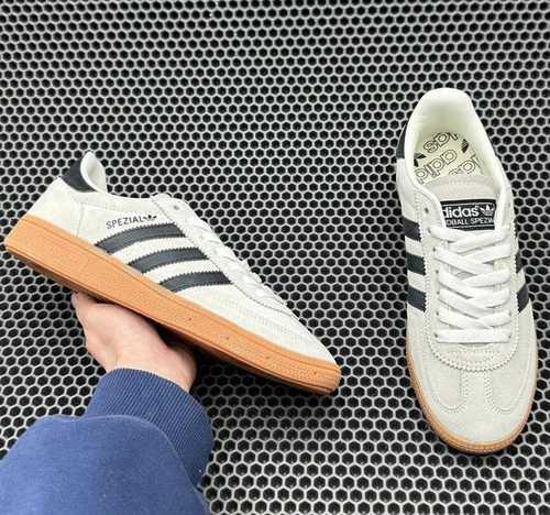 Adidas spezial бежевые