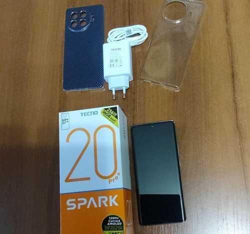 TECNO Spark 20 Pro , 8/256 ГБ