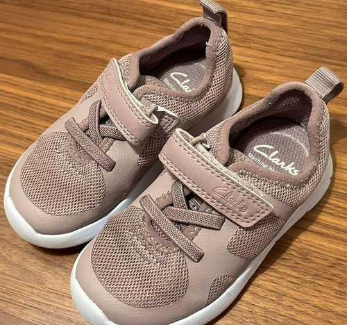 Кроссовки Clarks размер 22.5