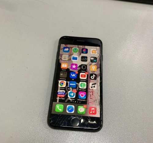 iPhone 7, 32 ГБ