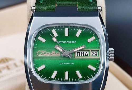 Часы Слава Танк 2427 "Зелёный шершень" СССР