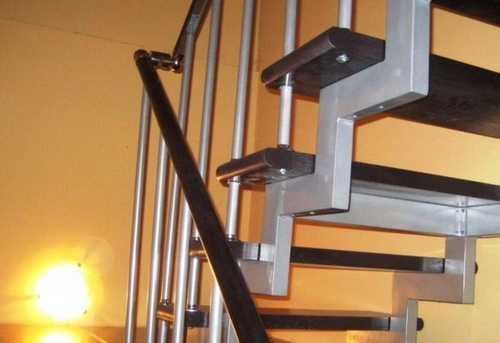 Каркас из метала Межэтажной Лестницы в Дом