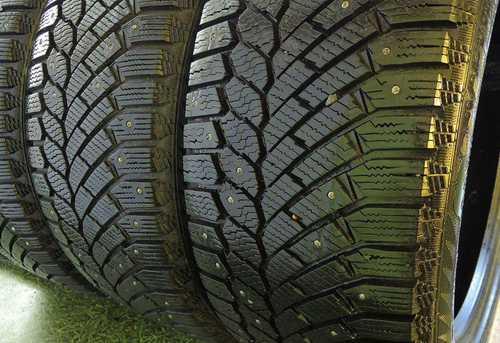 Gislaved Nord Frost 200 235/45 R18