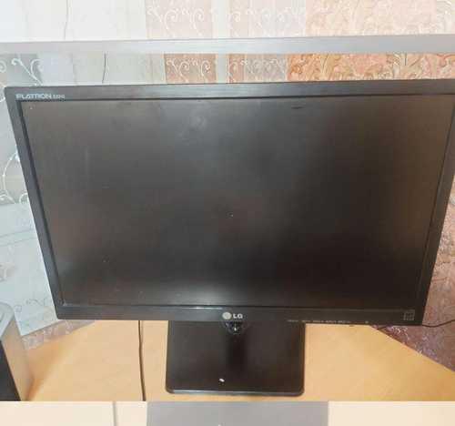 Монитор LG Flatron E2242TC 21,5"